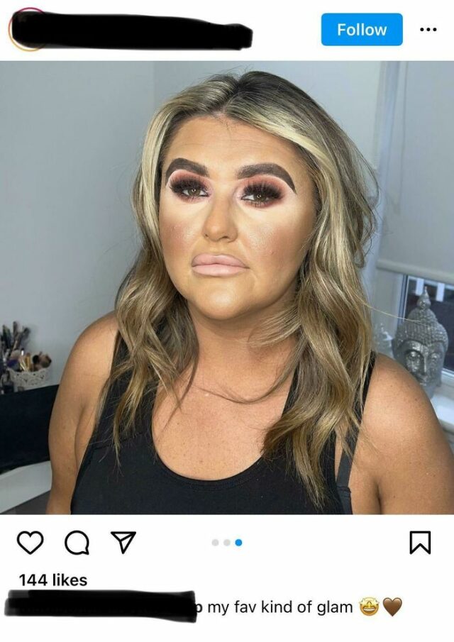 30 Hilarious Makeup Fails Submitted To This Online Group | DeMilked