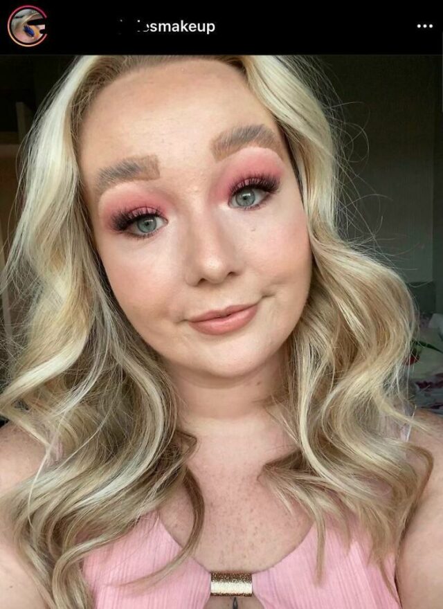 30 Hilarious Makeup Fails Submitted To This Online Group | DeMilked