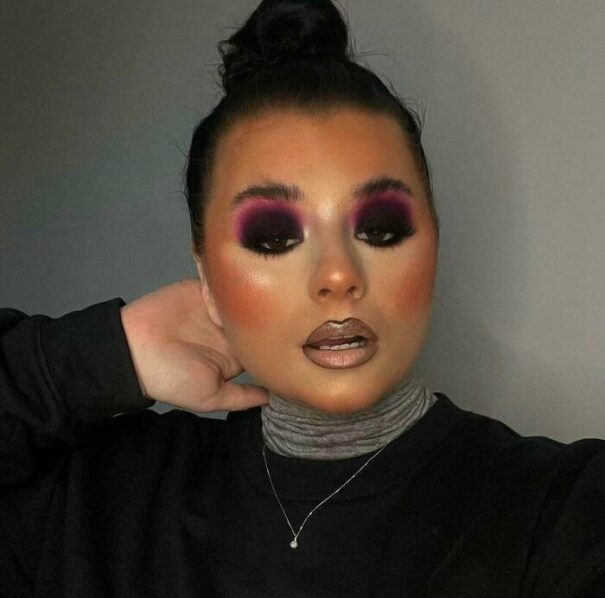 30 Hilarious Makeup Fails Submitted To This Online Group | DeMilked