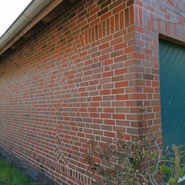 30 Interesting And Bizarre House Designs That Might Make You Say "What ...