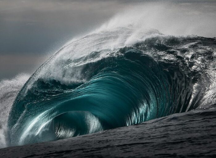 15 Powerful Photos Of Waves Captured By Ray Collins | DeMilked