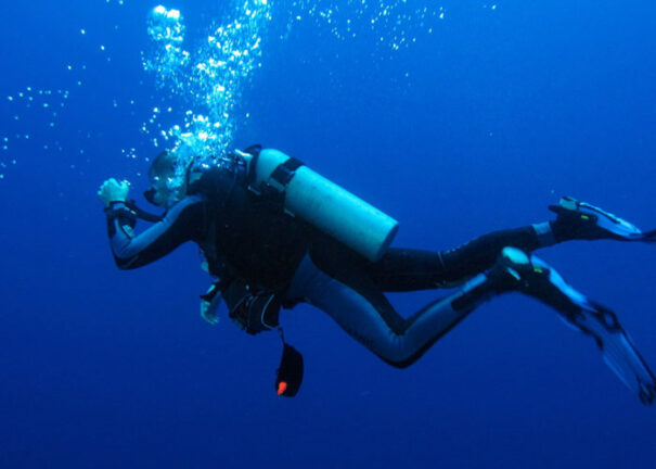 Divers Revealed The Most Horrifying Things They Found Underwater, Here ...
