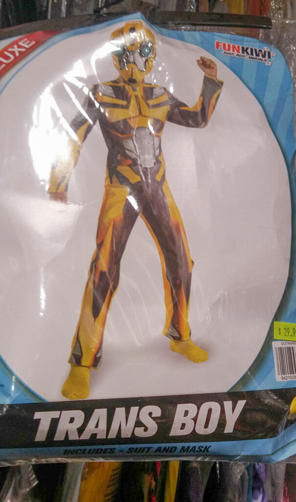 20 Bizarre Off-Brand Halloween Costumes That Are Too Hilarious Not To ...