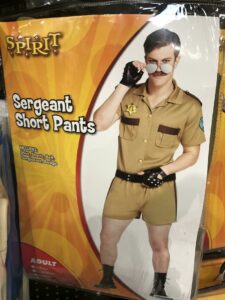 20 Bizarre Off-Brand Halloween Costumes That Are Too Hilarious Not To ...