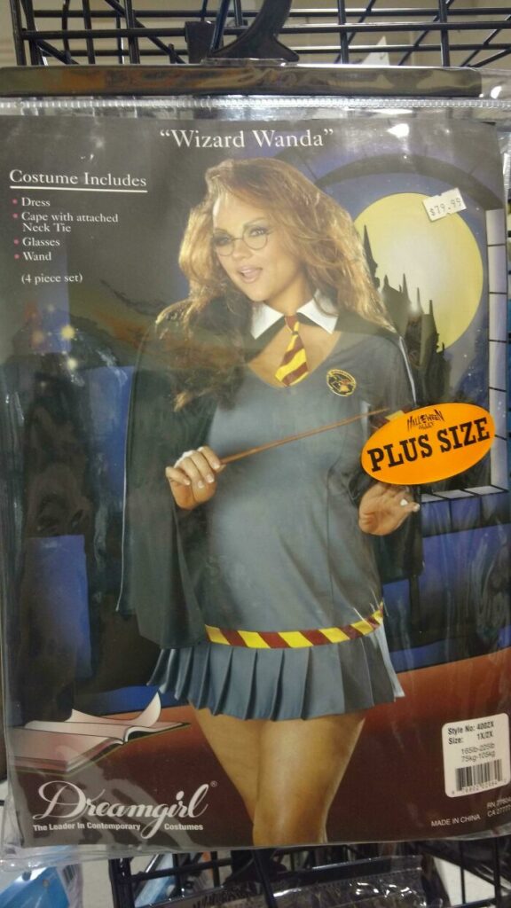 20 Bizarre Off-Brand Halloween Costumes That Are Too Hilarious Not To ...