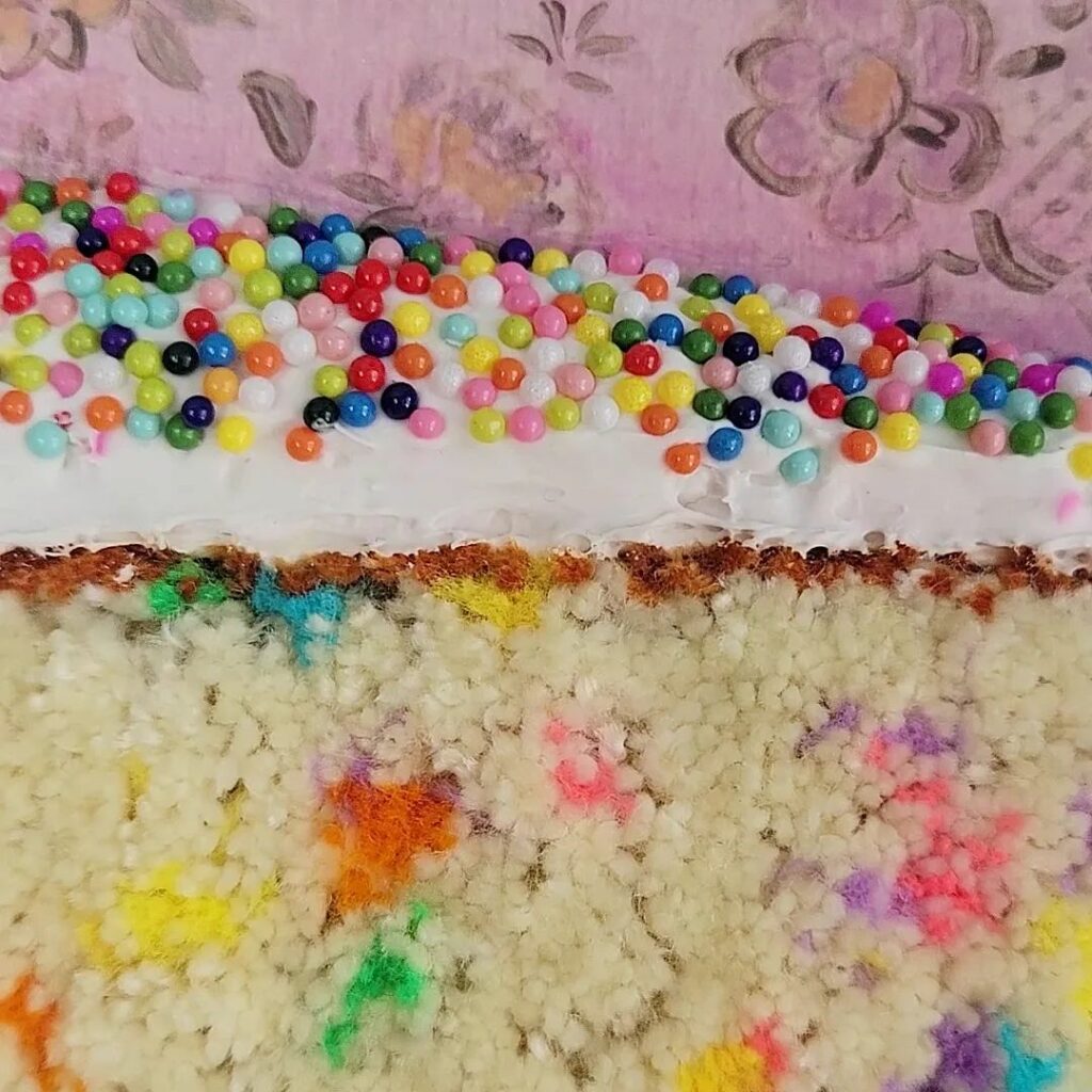 10 Embroidered Cakes That Look Amazingly Realistic, As Created By ...