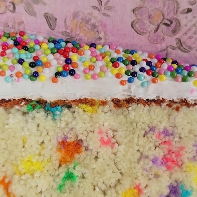 10 Embroidered Cakes That Look Amazingly Realistic, As Created By ...