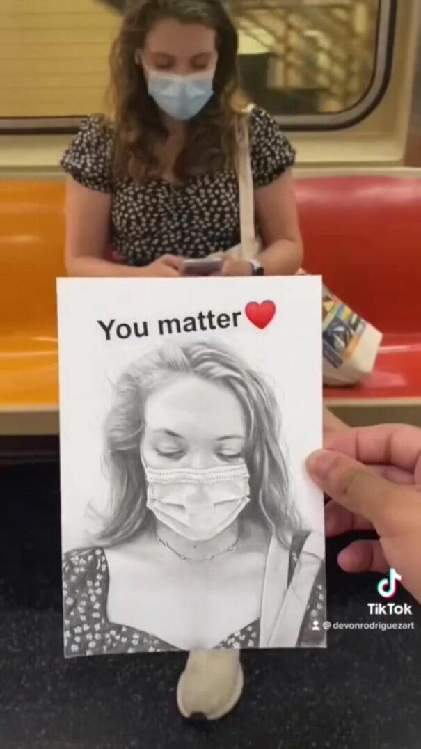 This New Yorker Sketches Portraits Of Strangers On The Subway (20 Pics ...