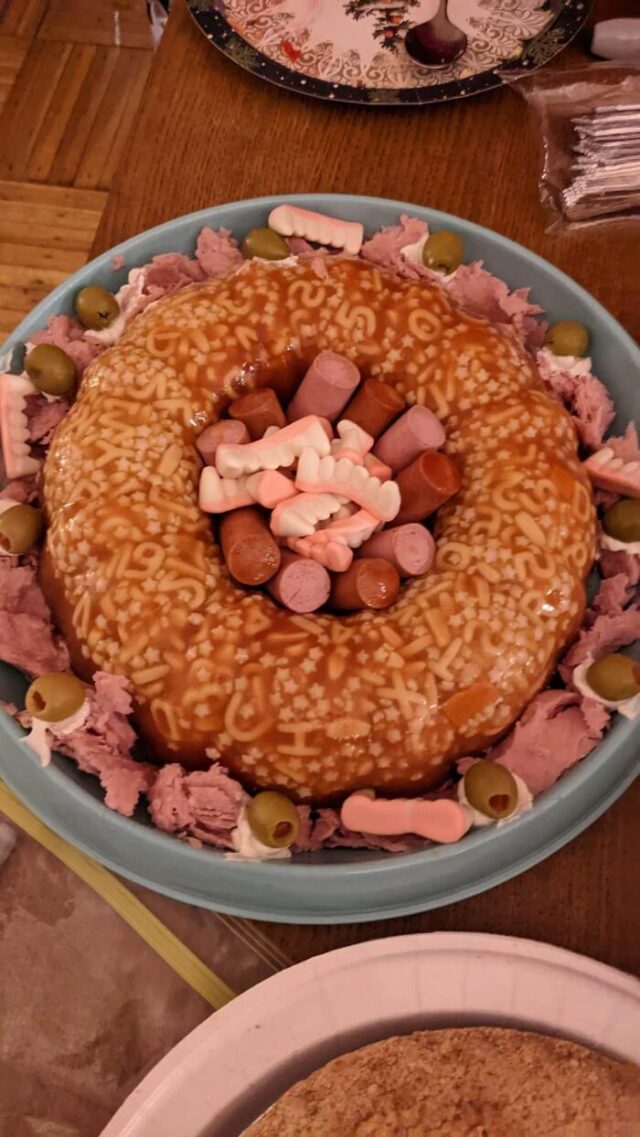 20 Insanely Weird Recipes That People Actually Made For Vintage Parties ...