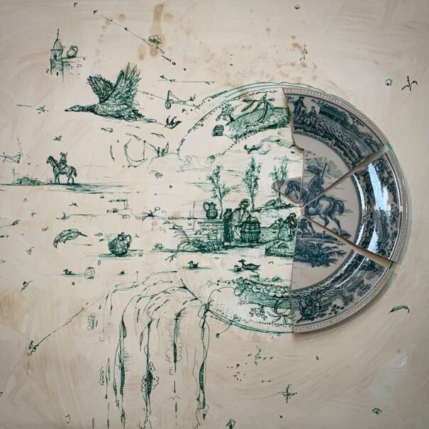 Artist Fixes Broken Plates By Creating Beautiful Drawings Around Them ...