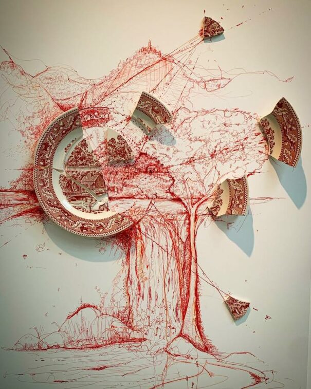 Artist Fixes Broken Plates By Creating Beautiful Drawings Around Them ...