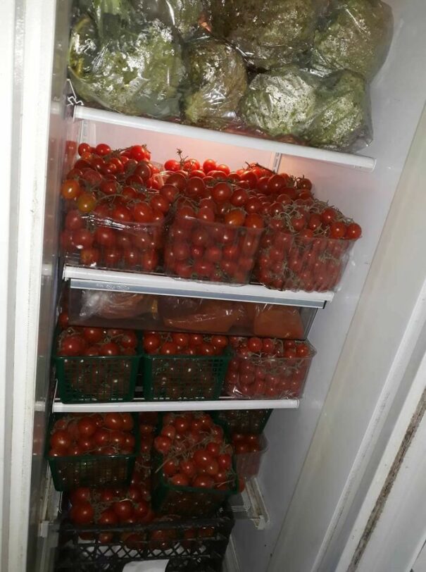 20 People Are Sharing Weird Fridge Interiors, And Here Are 20 Of The ...