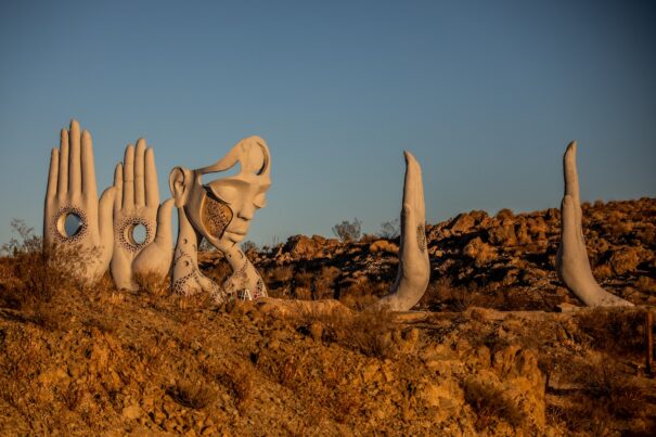 Artist Designs Unique Sculptures Of Women And Hands In The Mojave ...