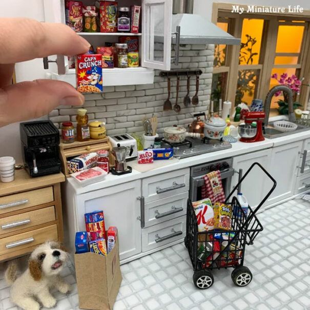20 Delightful Pics Of Tiny Objects That Might Brighten Your Day | DeMilked