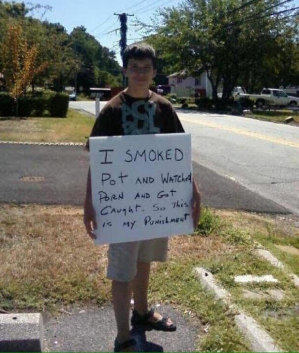 “Humans Doing Human Things”: 30 Times People Were Captured Doing Silly ...