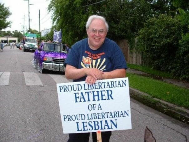 “Humans Doing Human Things”: 30 Times People Were Captured Doing Silly ...