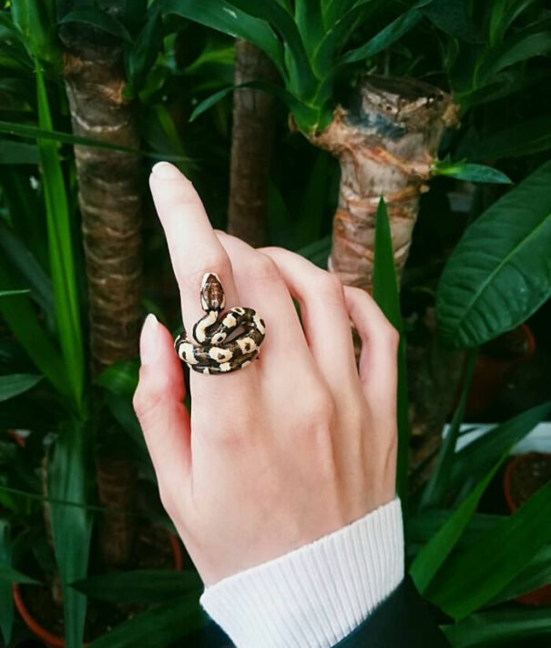 30 Amazing Hand-Made Arts And Crafts From Talented People | DeMilked