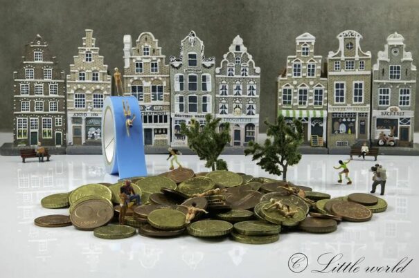 20 Photos Of Beautiful Miniature World Creations (20 Pics) | DeMilked