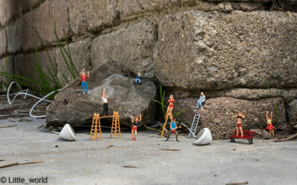20 Photos Of Beautiful Miniature World Creations (20 Pics) | DeMilked