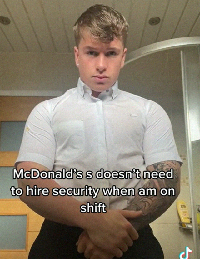 30 People Who Hit High Levels Of Cringe And Got Posted On This Online ...