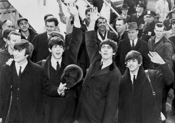20 Famous People From History That Are Still Alive | DeMilked