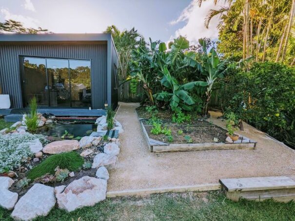 20 Creative Landscaping Ideas To Transform Your Outdoor Space | DeMilked