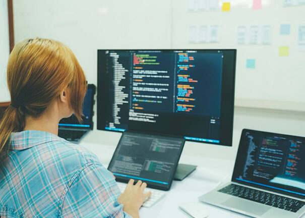 20 Former Classmates Share What The "Pretty Girl" Of Their High School ...