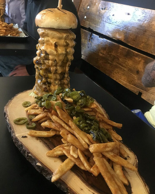 30 Times People Just Had To Document America’s Humongous-zoid Portion ...
