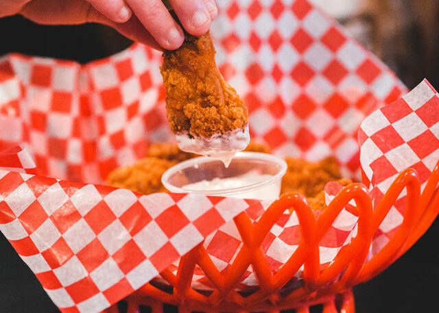 20 Times Humans Proved Their Awful Side At A Buffet-Spread | DeMilked