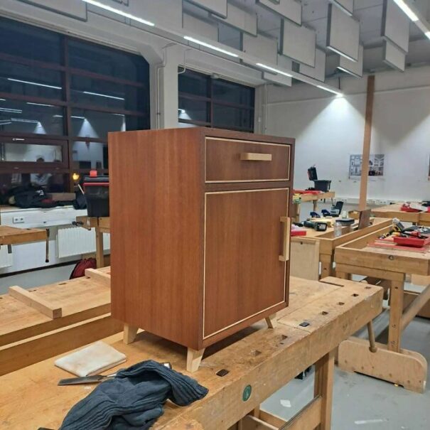 20 Examples Of Top-Notch Woodworking As Shared On This Online Group ...