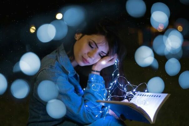 20 Women Admit The Most ‘Manic Pixie Dream Girl’ Things They Used To Do ...