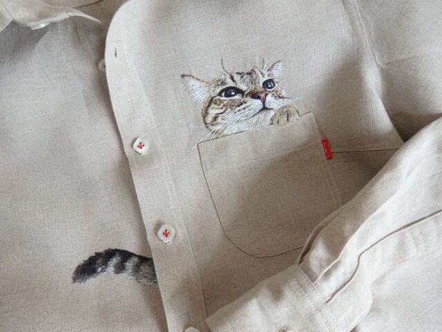 10 Times This Artist Created Cat Embroideries Peeping Out Of Shirt ...