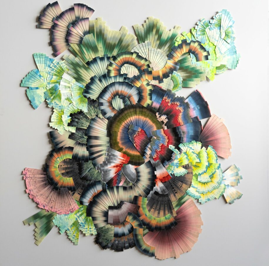 10 Beautiful Abstract Paper Sculptures Created By Lyndi Sales | DeMilked