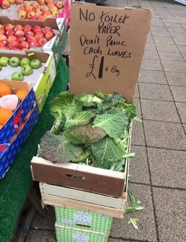 20 Of The Weirdest Signs Spotted Around The World, As Shared By This ...