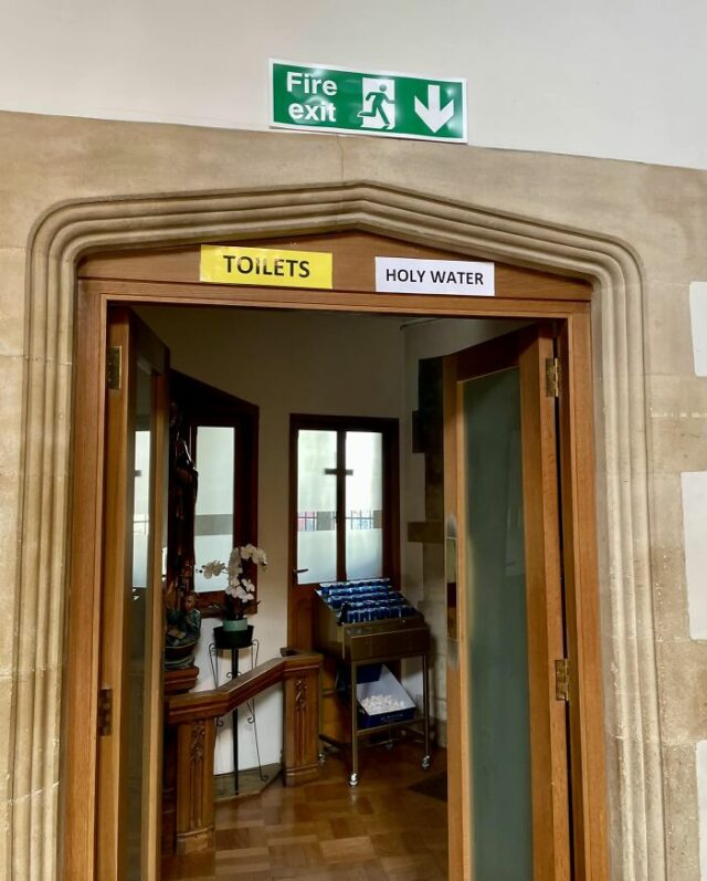 20 Of The Weirdest Signs Spotted Around The World, As Shared By This ...