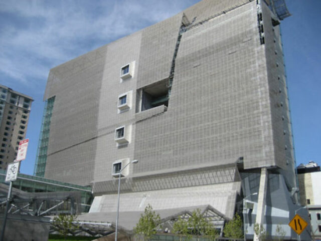 20 Of The Most Bizarre Designs Created By Architects And Engineers ...