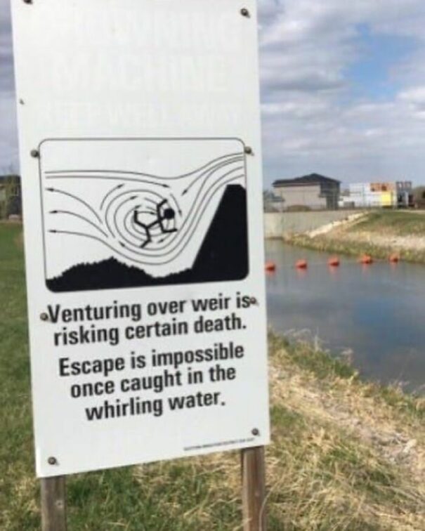 "Ominous Signs": Sinister, Puzzling And Slightly Terrifying Messages ...