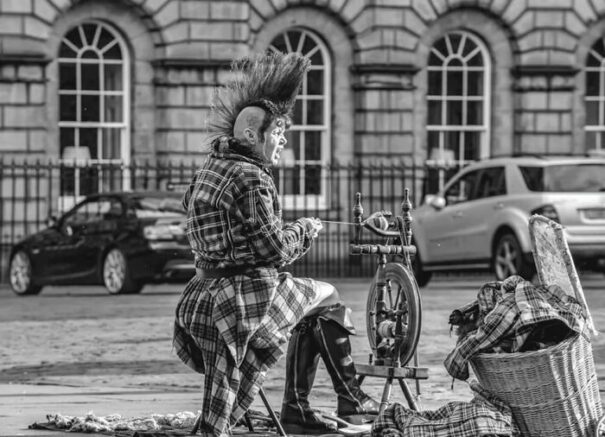 20 Impressive Photos Portraying The Essence Of Street Photography ...