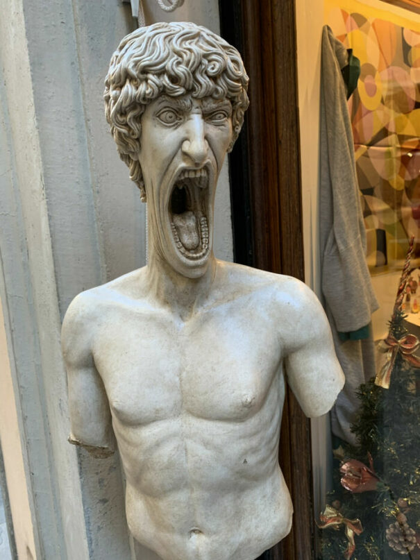 20 Of The Most Bizarre Sculptures Spotted In Public That Surprised ...