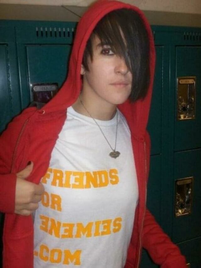 30 Of The Funniest ‘Pictures From A Regrettable Past’ Shared By People ...