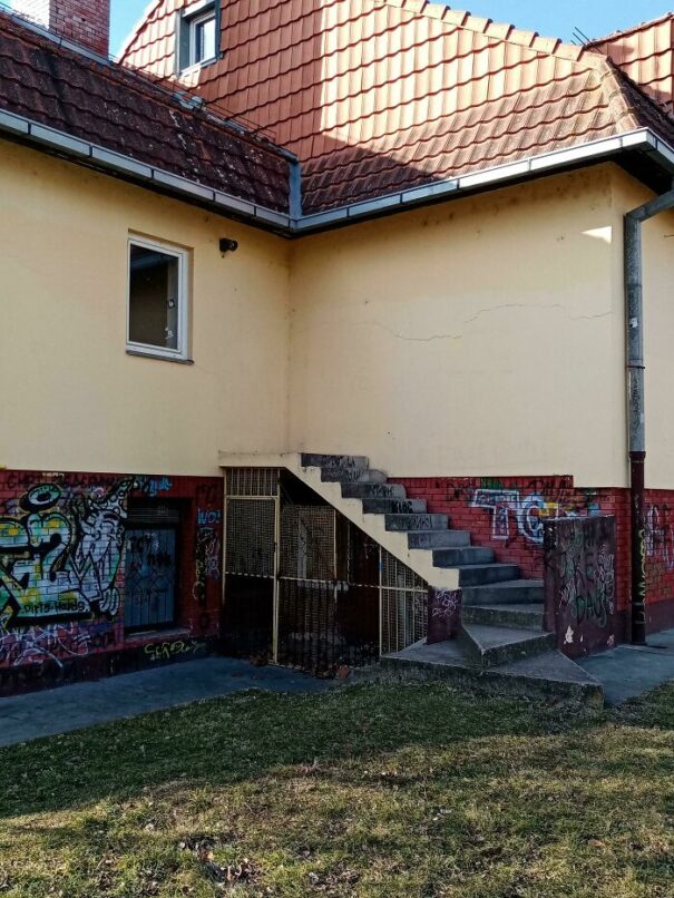 30 Hilarious Design Fails By Architects That Clearly Did Not Think ...