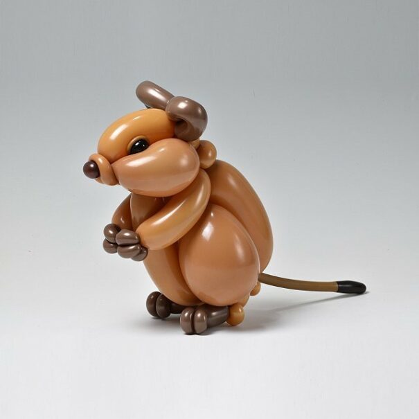 20 Eye-Popping Animal Sculptures Crafted from Twisted Balloons By ...