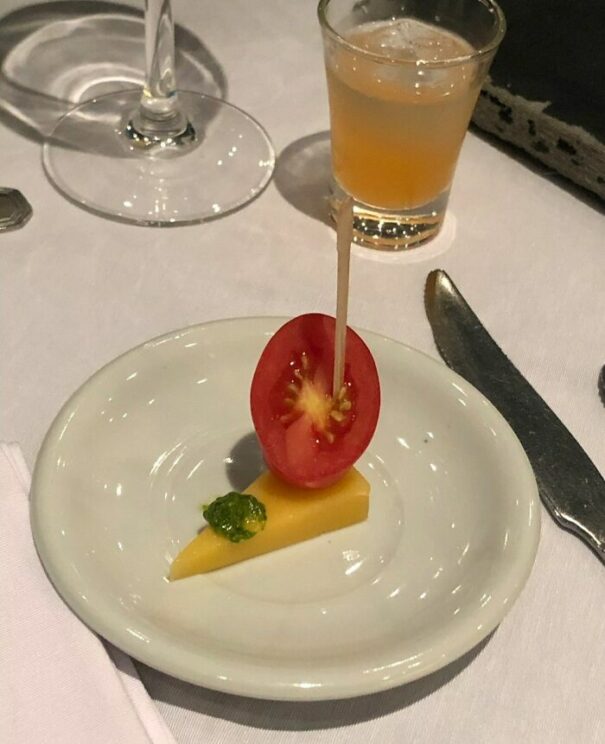 20 Times People Were Served Ridiculous Dishes In Fancy Restaurants And ...