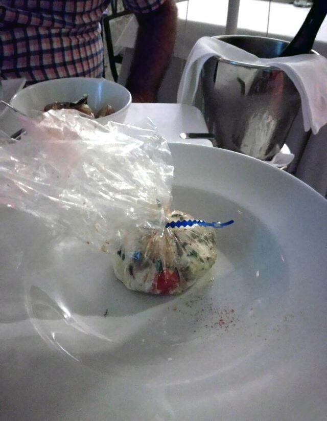 20 Times People Were Served Ridiculous Dishes In Fancy Restaurants And ...
