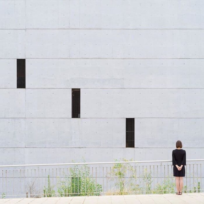 This Couple Captures Stunning Shots Blending Poses With Architecture ...