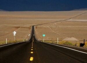 20 Bizarre Photos Of Liminal Spaces That Will Make You Do a Double Take ...