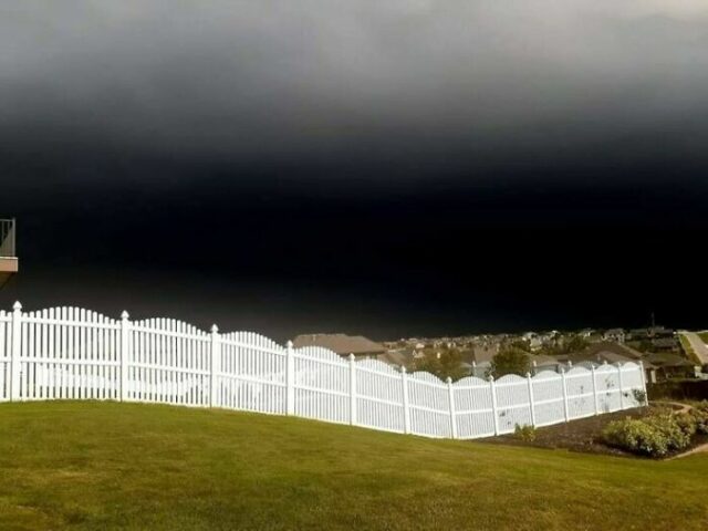 20 Bizarre Photos Of Liminal Spaces That Will Make You Do a Double Take ...