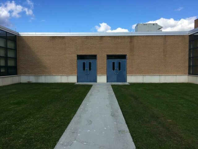 20 Bizarre Photos Of Liminal Spaces That Will Make You Do a Double Take ...