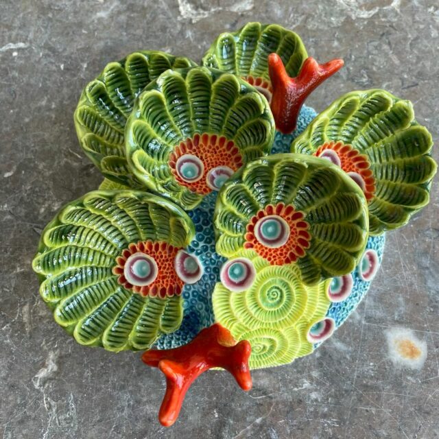 This Artist Strives To Show The Vibrancy And Texture Of Corals Through ...