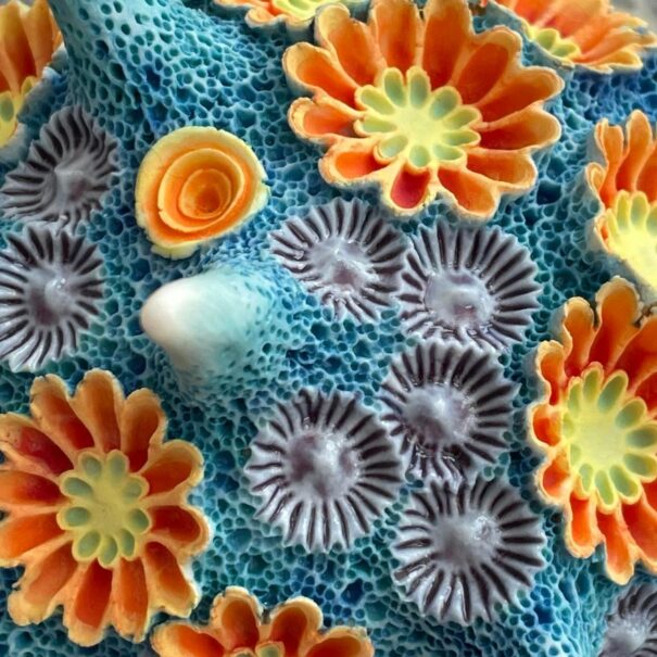 This Artist Strives To Show The Vibrancy And Texture Of Corals Through ...